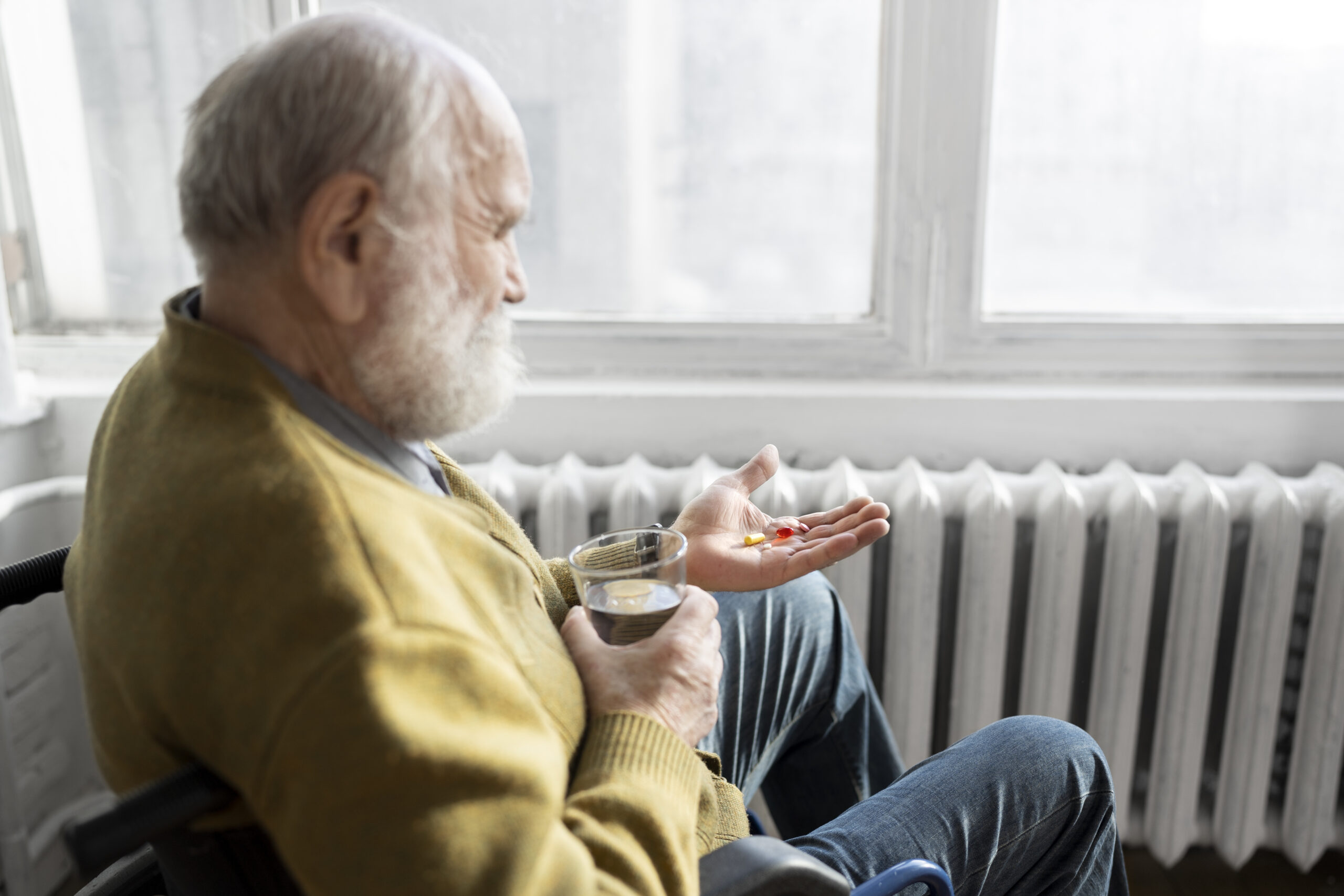 What Should You Know About Parkinson's Disease Symptoms? - Manadr